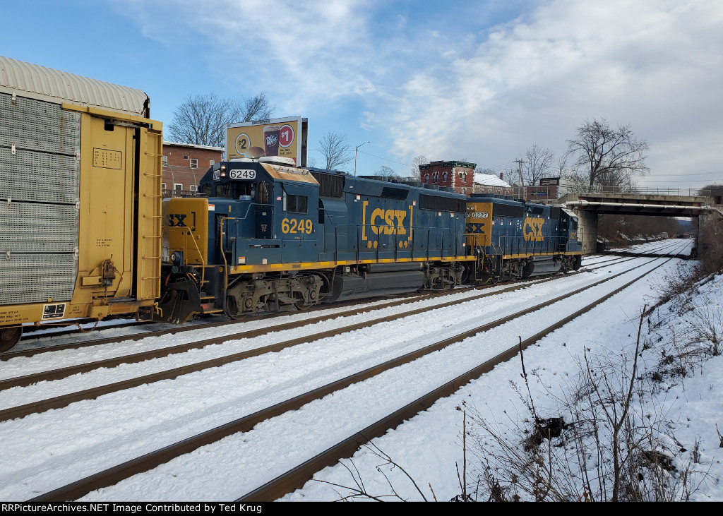 CSX 6227 & 6249